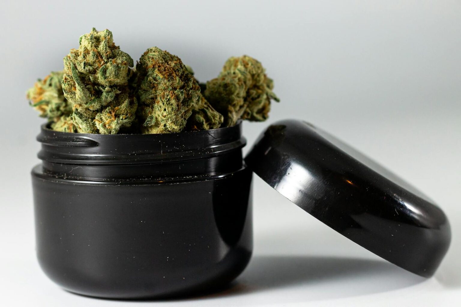 How Long Does Weed Stay Good? Signs It’s Gone Bad - PrestoDoctor